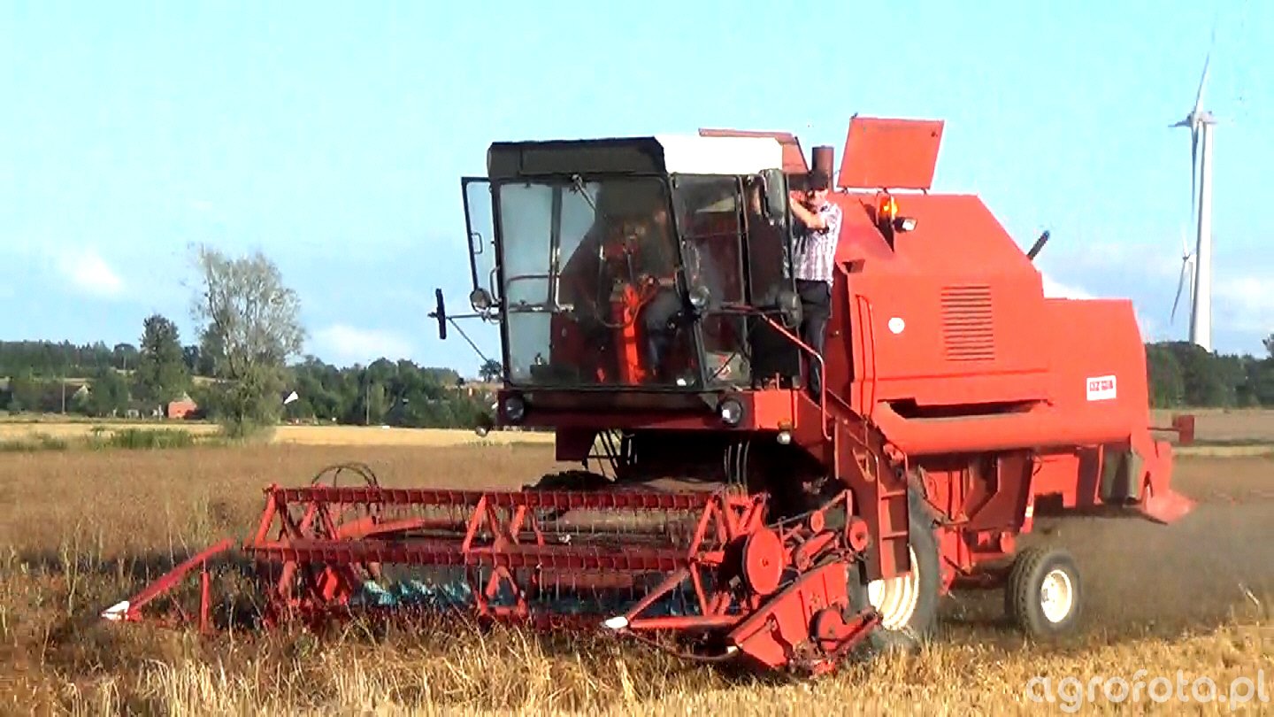 Kombajn Bizon Rekord Z058 - fotka #749852 - Galeria rolnicza agrofoto
